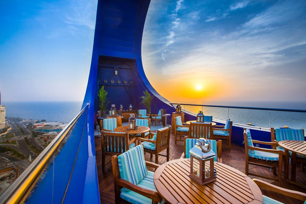 9 Scenic Spots To Catch A Magical Sunset In Saudi Arabia | About Her