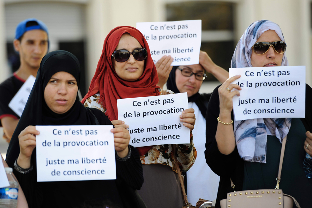 France To Ban the Hijab for Women Under the Age Of 18 | About Her