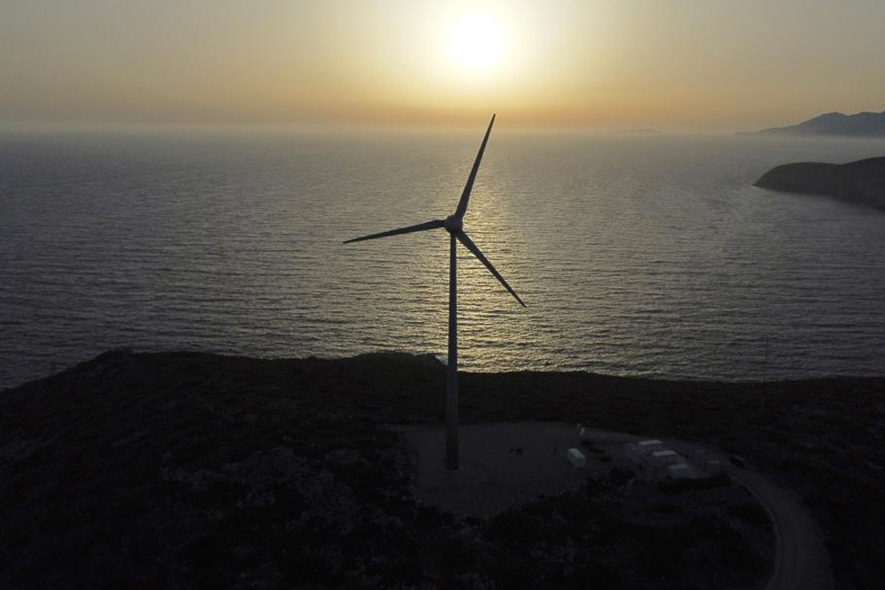 Battery-powered Greek island bets on green future | About Her
