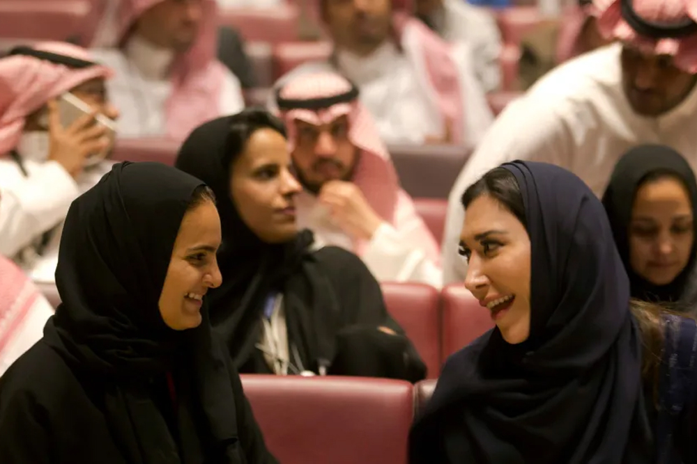 4 Saudi Women in Media Who Are Redefining the Narrative | About Her
