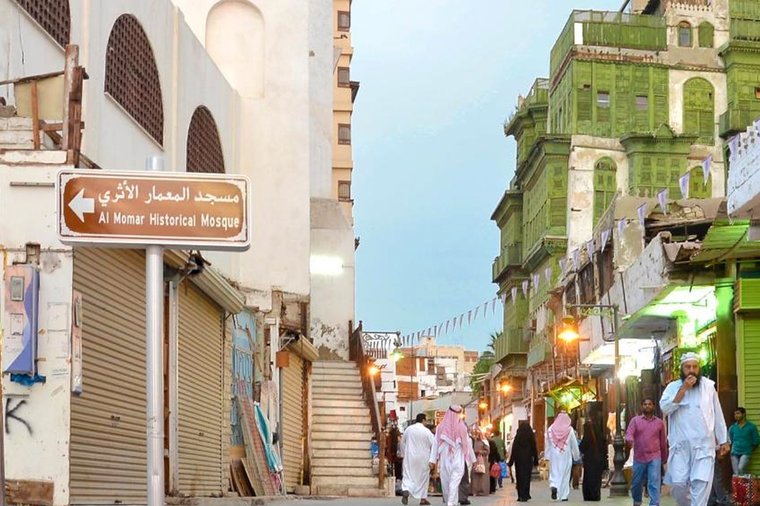 Shop till You Drop: 5 Markets to Visit in Saudi Arabia | About Her