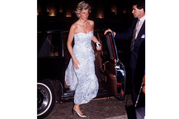 20th Anniversary Tribute: A Timeline of Princess Diana’s Most Iconic ...