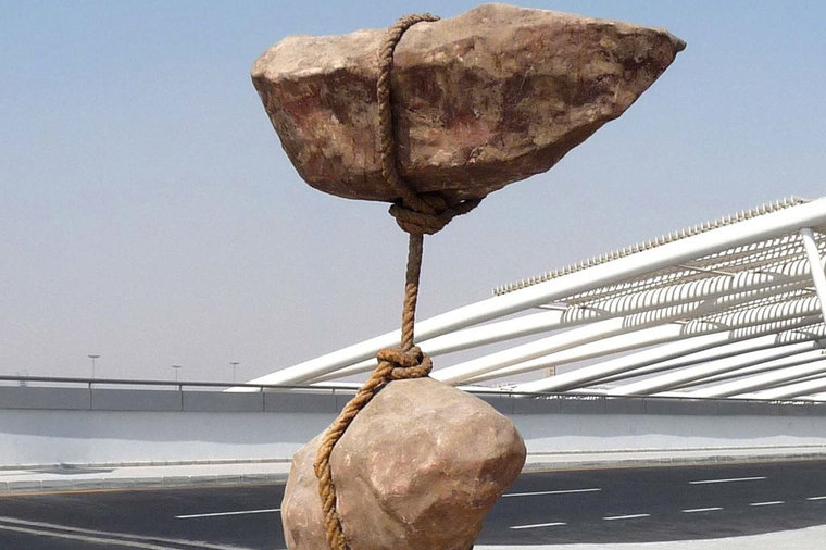 10 Gravity-Defying Sculptures That Will Stun And Puzzle You All At The ...
