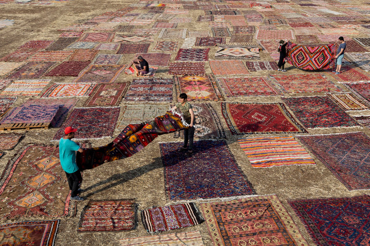 A Different Take on Middle East’s Stunning Artisanal Rugs | About Her