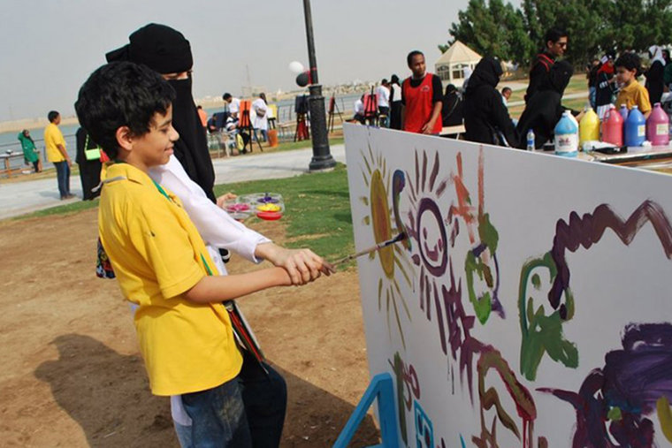 6 Fun Volunteer Opportunities In Saudi Arabia | About Her