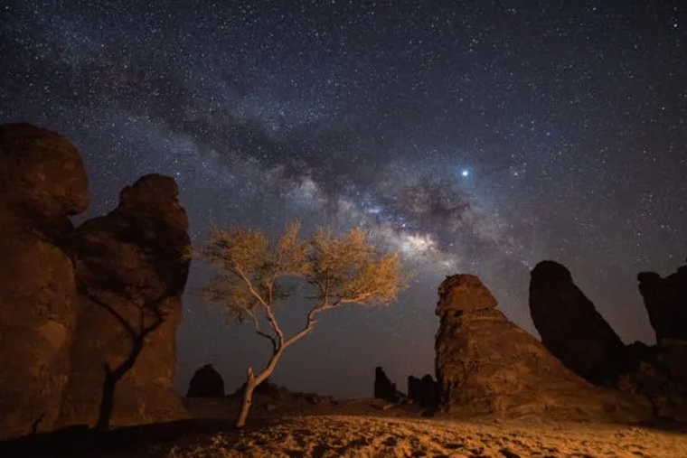 3 Breathtaking Spots to Stargaze in Saudi Arabia | About Her