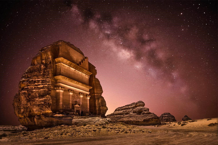 3 Breathtaking Spots to Stargaze in Saudi Arabia | About Her
