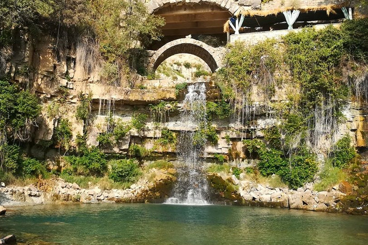 A Look at 4 Stunning Waterfalls in the Middle East | About Her