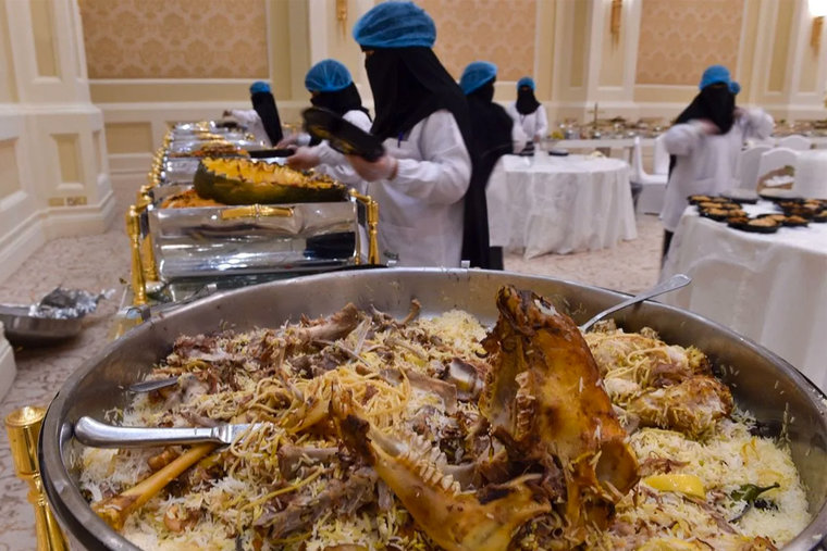 Get into the Spirit of Helping This Ramadan in Saudi Arabia | About Her