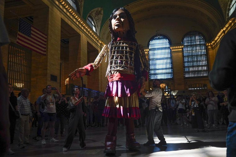 Meet Little Amal: A puppet celebrating New York City’s roots | About Her