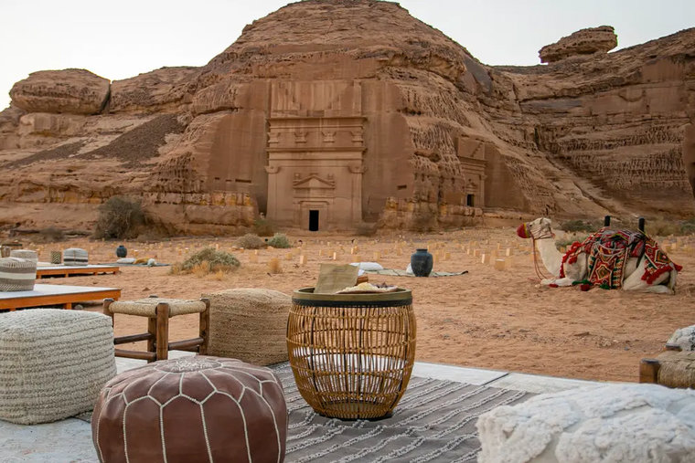 Insider Info: Saudi Tour Guides Reveal Their Experiences With Tourists ...