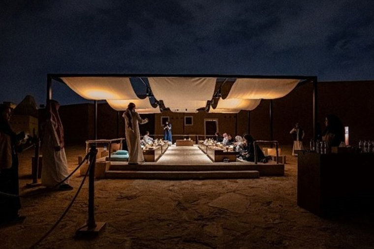 Ramadan Visitors Learn Secrets To Saudi Coffee Making At Historic Site ...