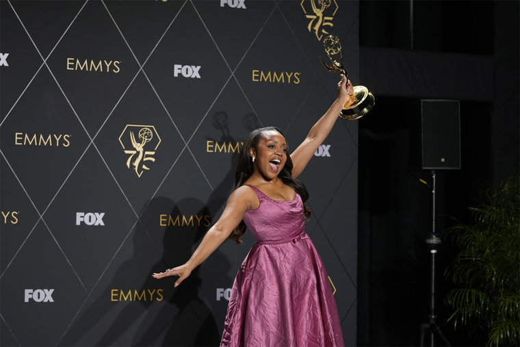 Emmy Moments: ‘Succession’ Succeeds, ‘The Bear’ Eats it Up | About Her