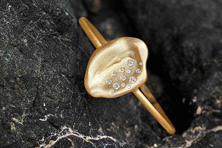 Bymystique Unveils the "Volcanic Dents Collection" | About Her