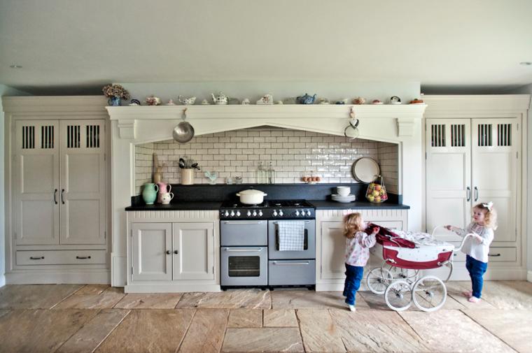 Enter The World of Traditional English Kitchens | About Her